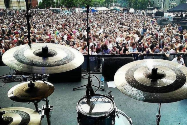 Jennifer Paige - Official site for the American singer and songwriter ...